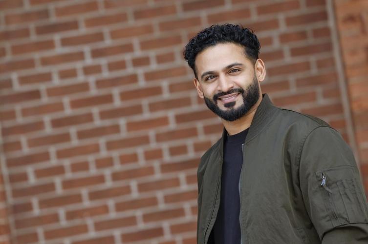 Jordan de Souza returns to the COC to conduct ‘La Bohème’