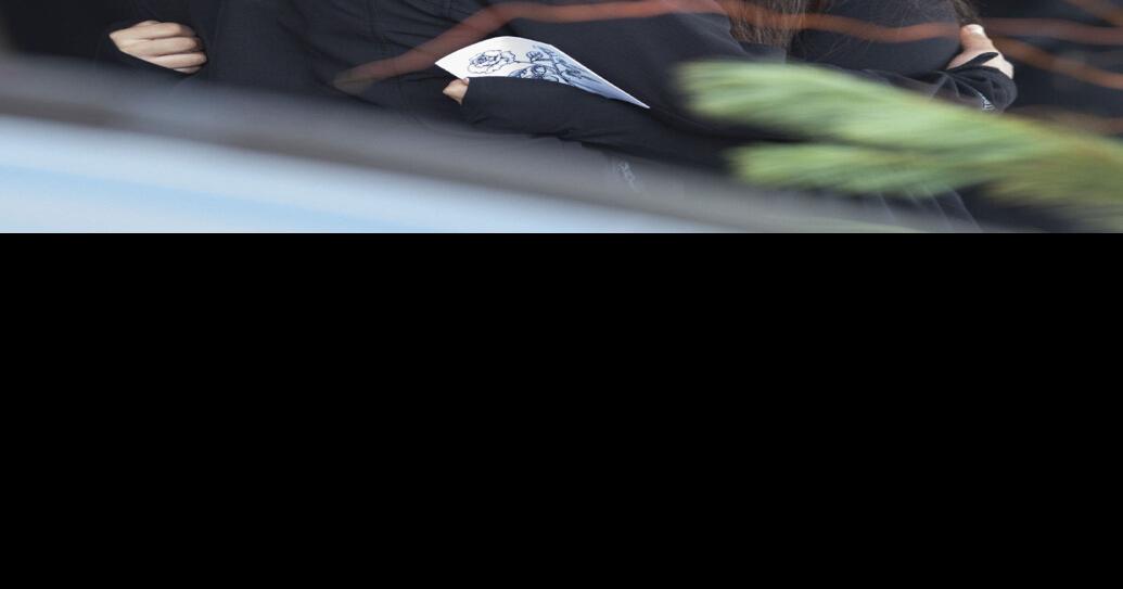 Hundreds bid tearful farewell to slain teen Brenda Pathammavong