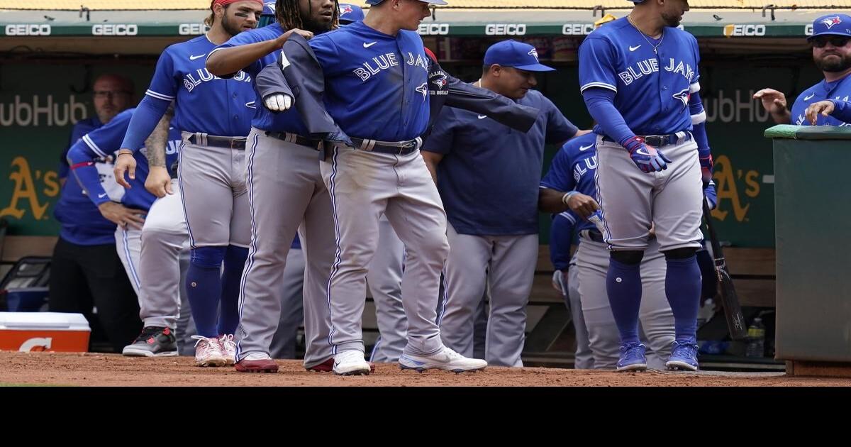José Berríos, bombs and the bullpen end Blue Jays’ slide