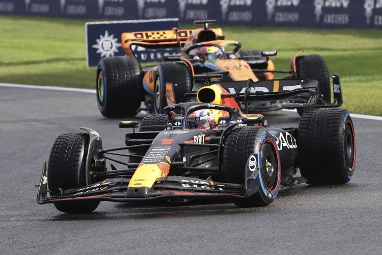 F1 leader Verstappen wins rain-hit Belgian GP sprint race. Piastri is ...