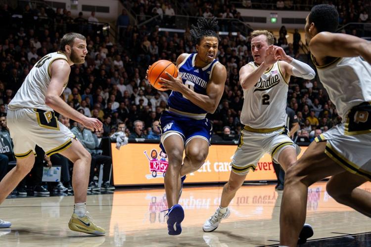 Braden Smith overcomes foul trouble by scoring 23 and leading No. 5 Purdue past Washington 81-73