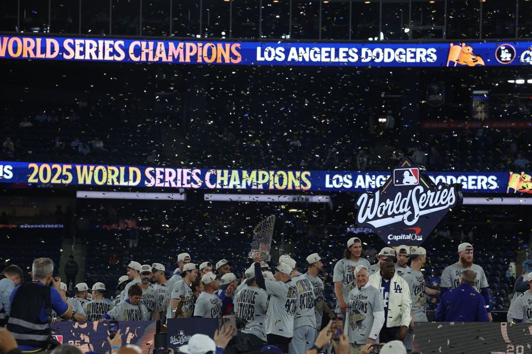 Blue Jays lose World Series heartbreaker to Dodgers in Game 7, final ...