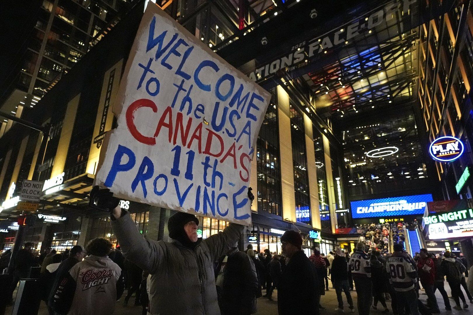 Singer of Canadian anthem at 4 Nations Face-Off changes lyric to ...