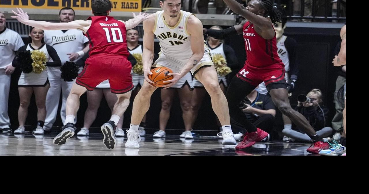Zach Edey scores 25 points on near-perfect shooting, No. 3 Purdue routs ...