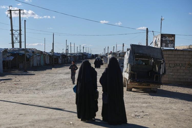 Basic services resume at Syrian camp housing IS families as government ...