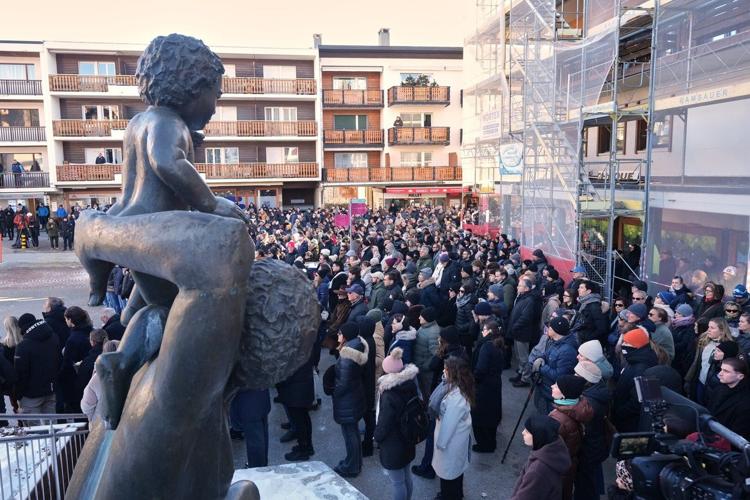 Hundreds march in silence to honor victims of Swiss bar fire that left ...