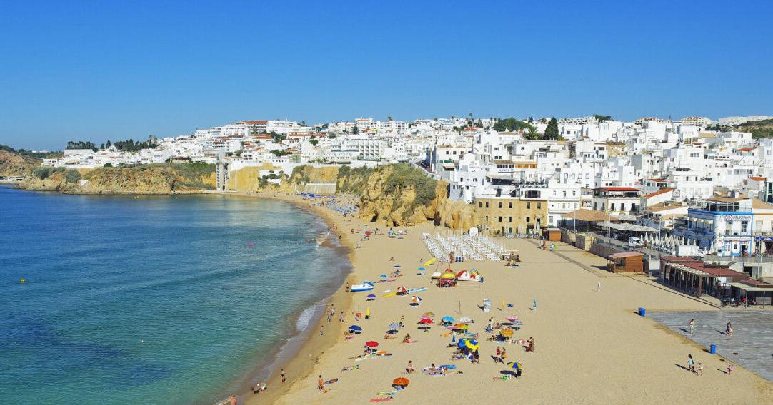 Travel Deals: Perfect your tan in Portugal