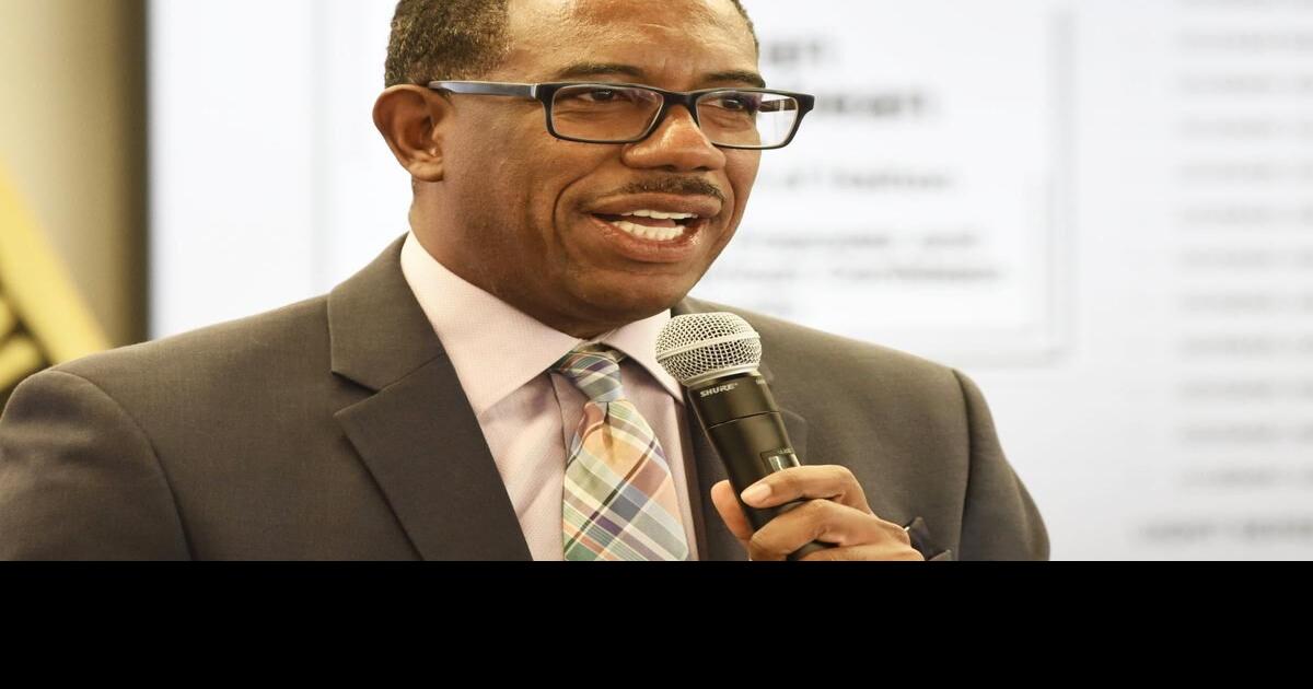 Halton school board orders dress code for teachers