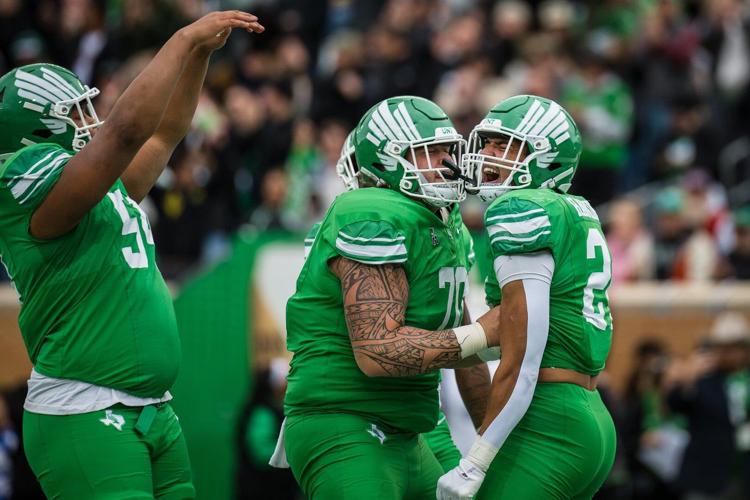 Drew Mestemaker leads No. 21 North Texas over Temple 52-25 for spot in ...