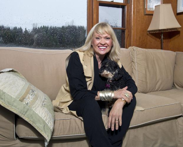 Linda Lundström is at home in the country