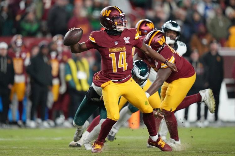 The Commanders showed more fight during a late brawl with the Eagles ...
