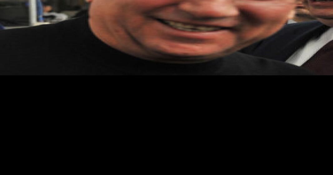 CAW reaches tentative contract agreement with GM