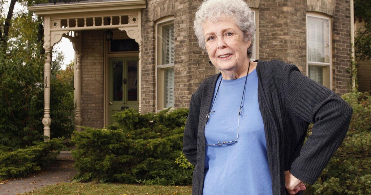 Bonnie Burnard, award-winning Canadian author, dies at 72