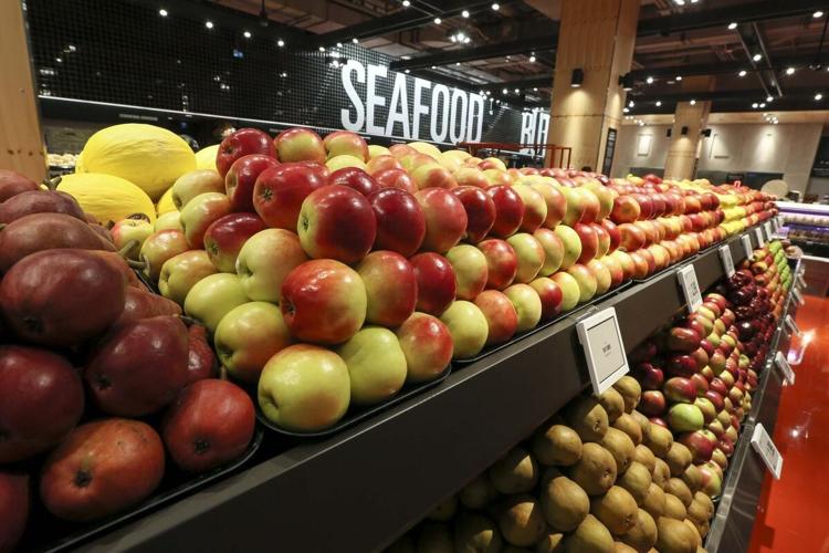 The new Loblaws at Lake Shore Blvd. and Bathurst is a mixed-use ...