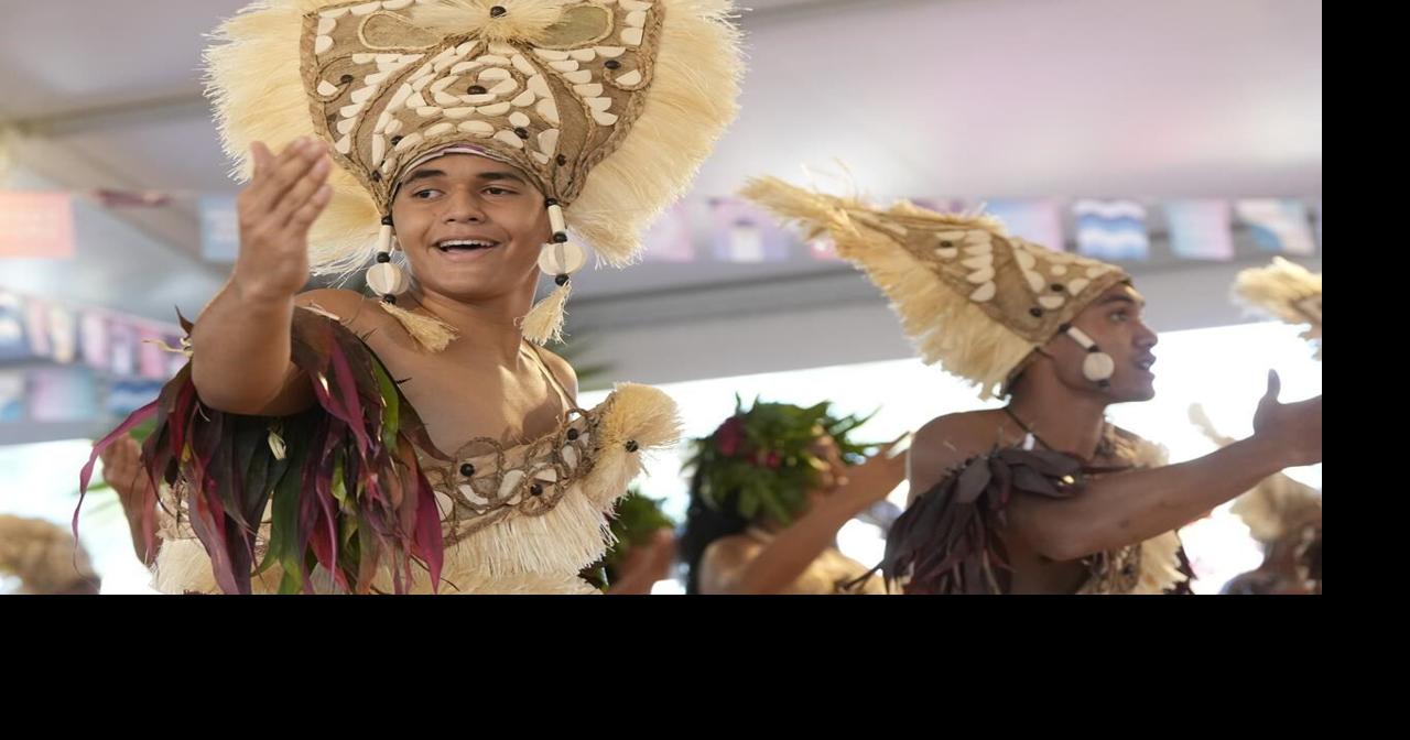 Singing, ceremonies and straw hats: Olympics opening ceremony in Tahiti centers Polynesian culture