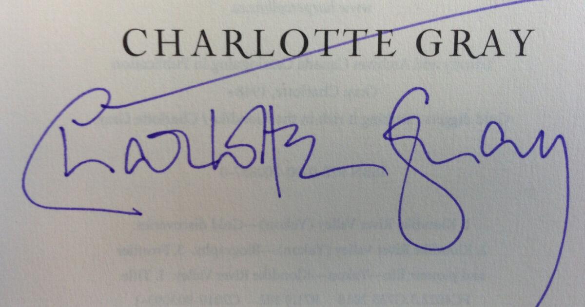 A book fair’s big draw: author autographs