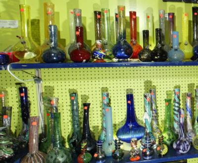 bongs illegal