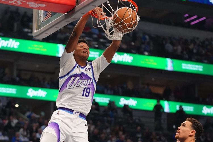 Thompson scores 26 points, moves up 3-point list, as Flagg-less ...