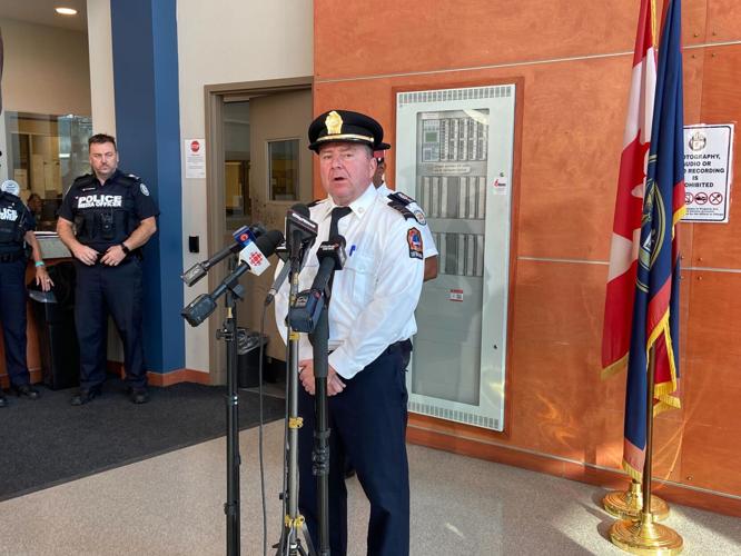 4 dead, one seriously injured in Tesla crash on Lake Shore