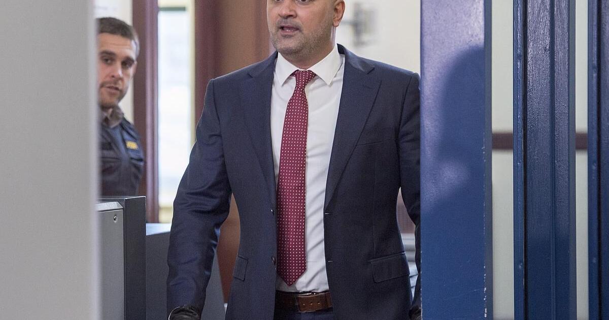 Halifax taxi driver accused of sex assault says his pants were ...