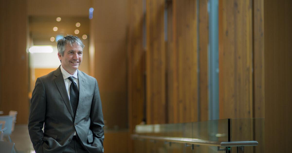The courting of the AGO's new CEO Stephan Jost: Knelman