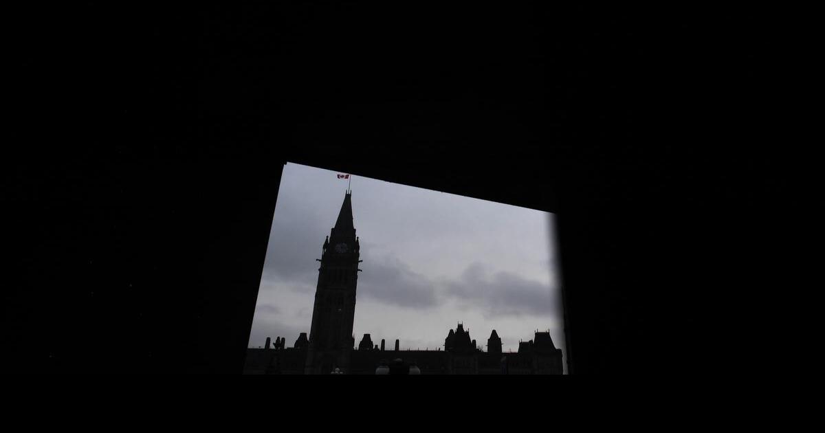 Feds test new e-notification service to save cash, time