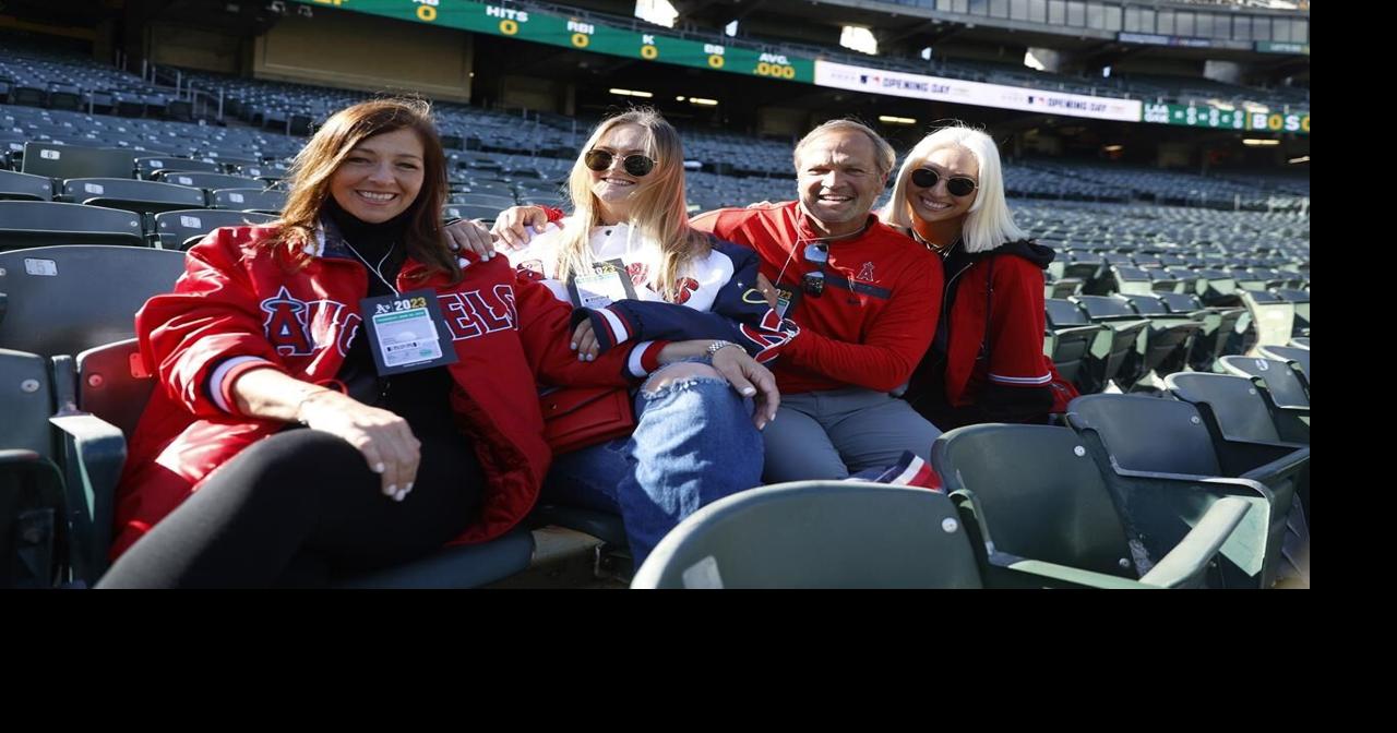O’Hoppe family celebrates rookie C Logan making opening day