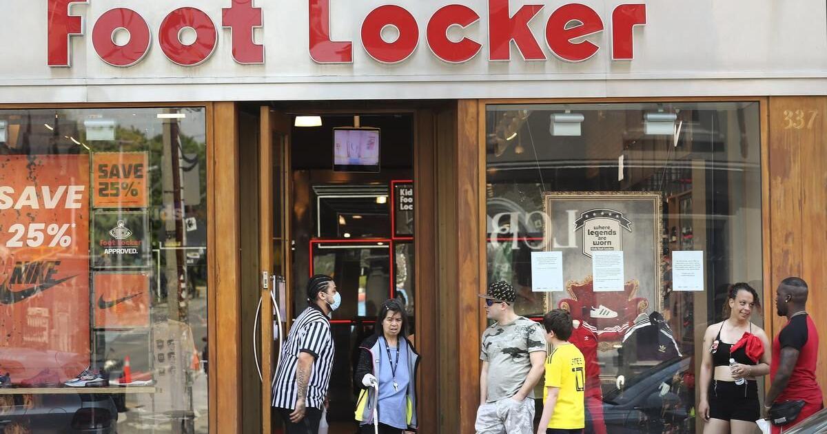 Foot Locker to close 400 stores across North America