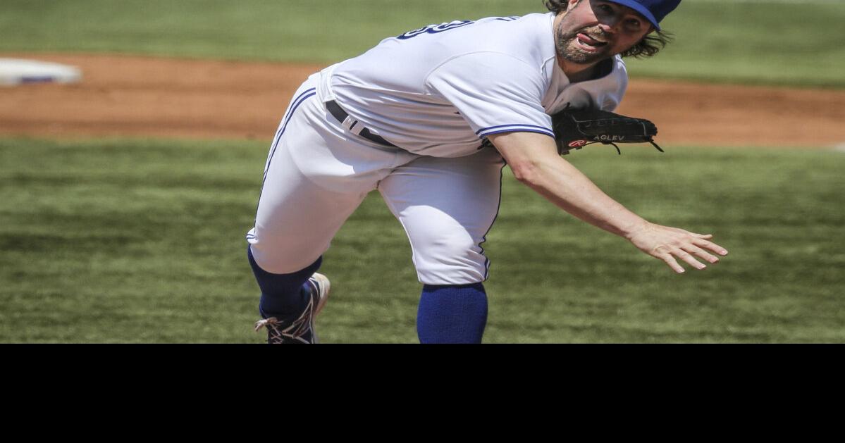 Blue Jays’ knuckleballer R.A. Dickey getting back up to speed