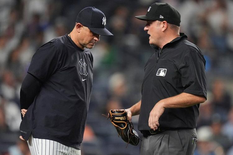 Umpires take away Tyler Gilbert’s glove after White Sox reliever gets ...