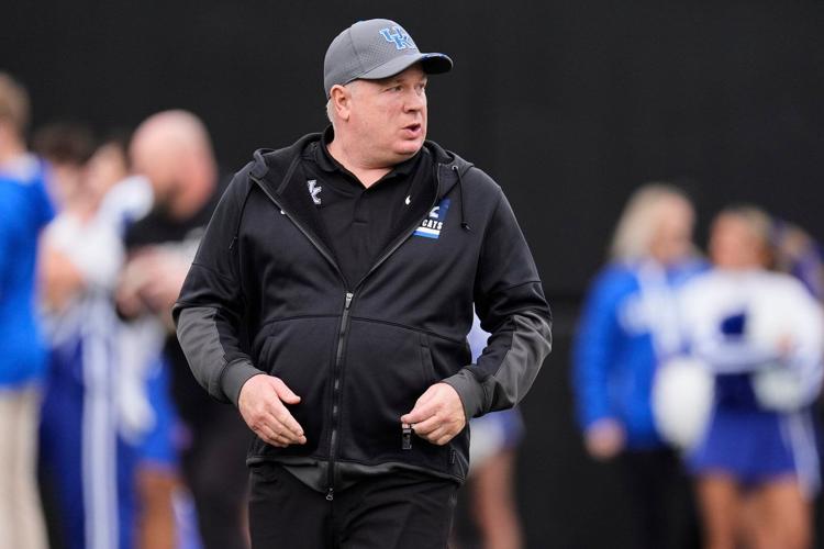 Kentucky fires SEC's longest-tenured coach in Mark Stoops, hires his ...