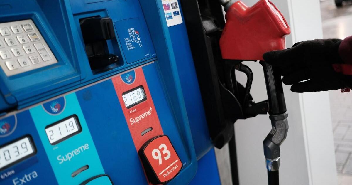 Daily gas price check: Toronto average nears 209 cents per litre