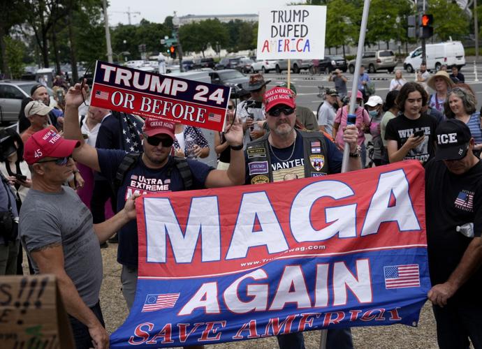 Watch: Trump makes a statement after court appearance on 2020 election ...