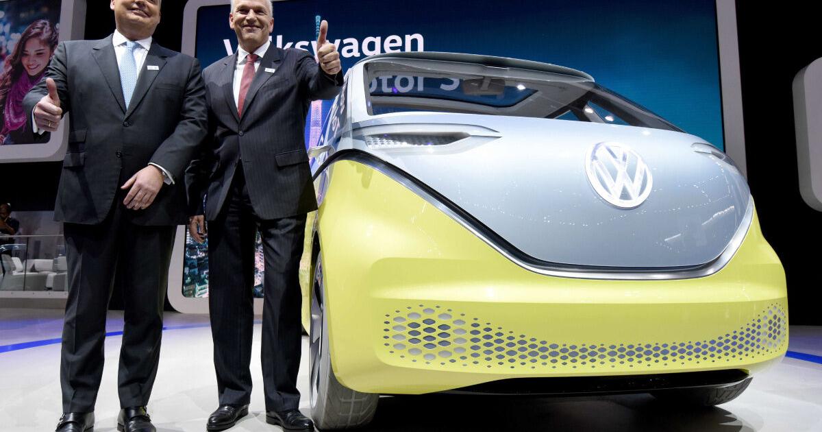 Volkswagen vows to rev up electric-car push, turnaround efforts