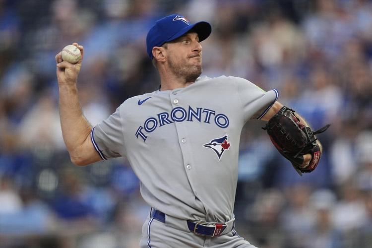 Perez hits 3-run HR in 7-run 1st inning as Royals rough up Scherzer in ...