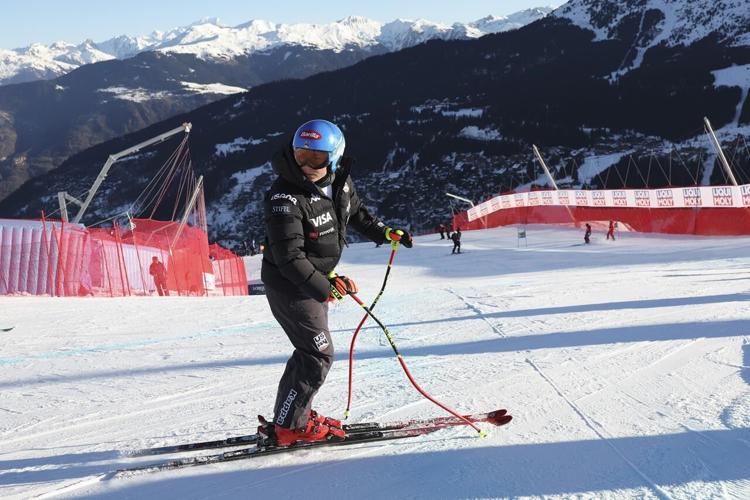 Shiffrin’s silver at ski worlds inspired by LeBron’s record