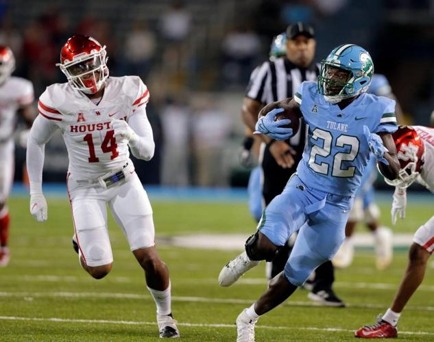 Tune rallies Houston past Tulane 40-22, throws for 3 TDs