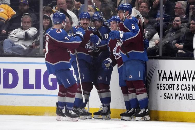 Malgin helps Avalanche keep rolling in 4-3 win over Kings