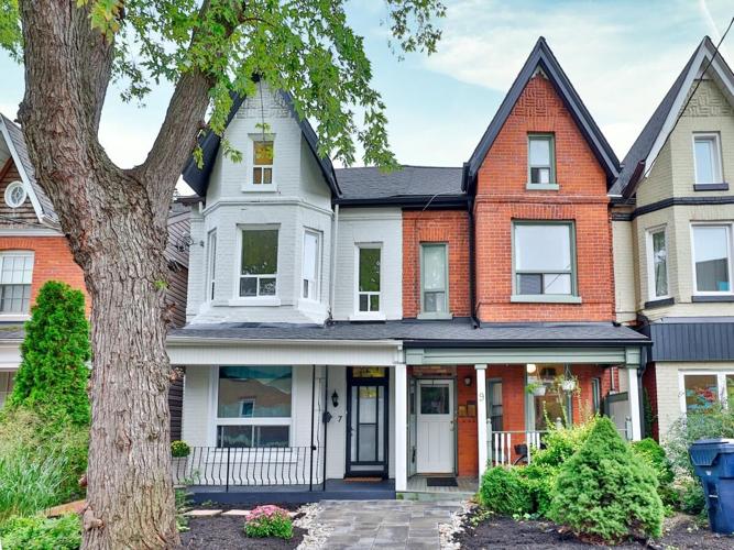 This $1.2-million rowhouse in Toronto’s Junction Triangle is a duplex ...