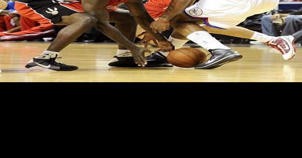 Reggie Evans' foot placed in cast