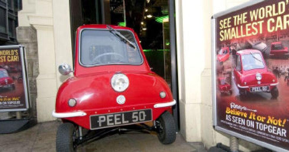 Smart cars huge compared to Ripley’s Peel P50
