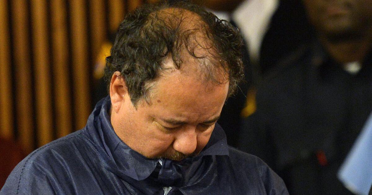 Cleveland kidnapping: Ariel Castro indicted on 329 counts