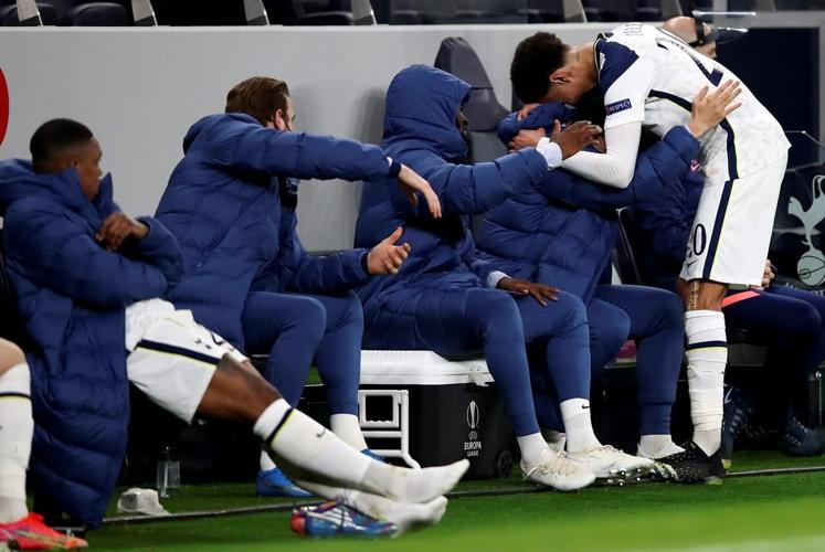 Alli scores wonder goal, Tottenham through in Europa League