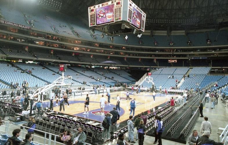 ‘Revolutionary’ SkyDome, now known as the Rogers Centre, turns 30