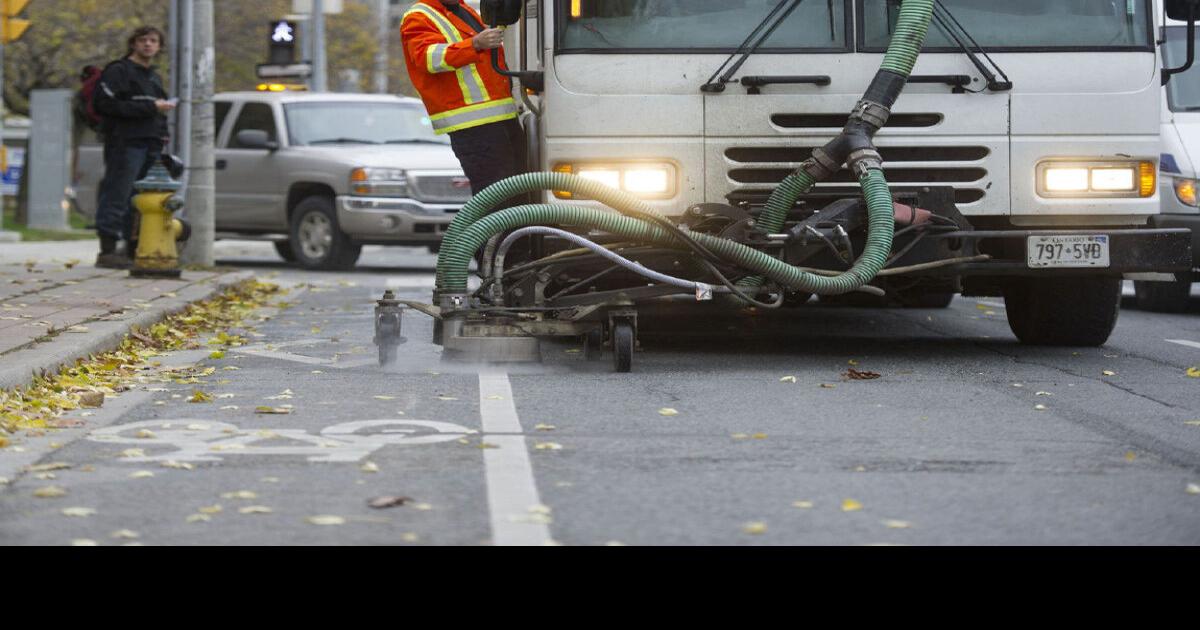 New policy narrows lane widths on some streets to improve safety