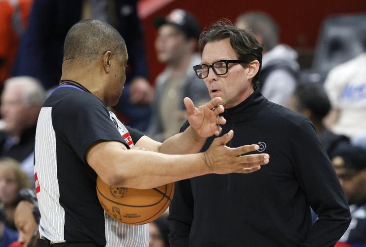 Young's fadeaway with 1.6 seconds left lifts Hawks to slump-busting 132 ...