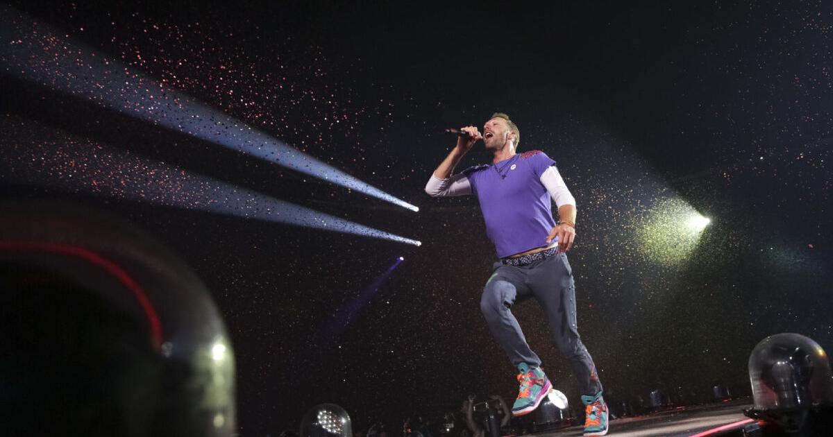 Police investigate after Coldplay fans duped by fake tickets in Montreal