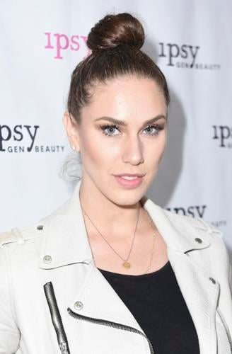 Youtube Star Cassandra Bankson Talks About Her Struggle With Acne And