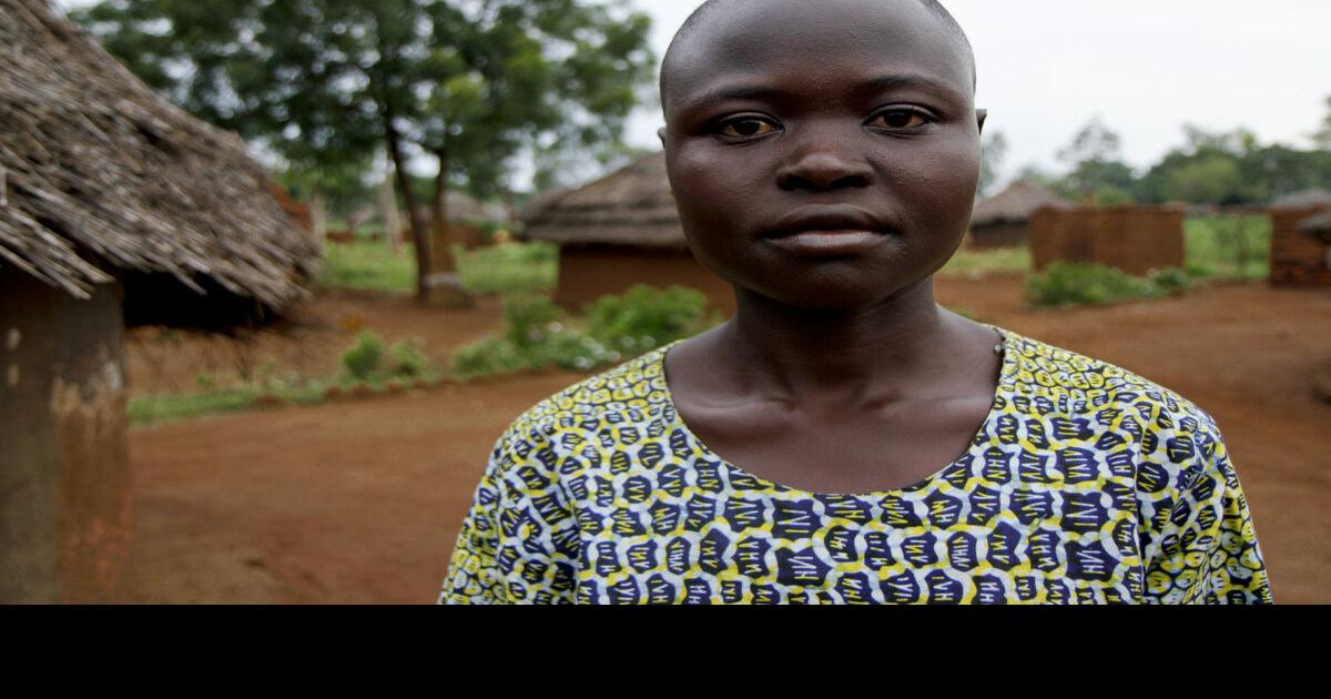 Female child soldiers with the Lord's Resistance Army struggle to ...