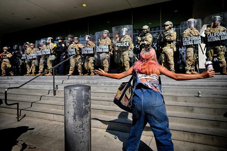 The top 2025 immigration photos by AP’s photojournalists